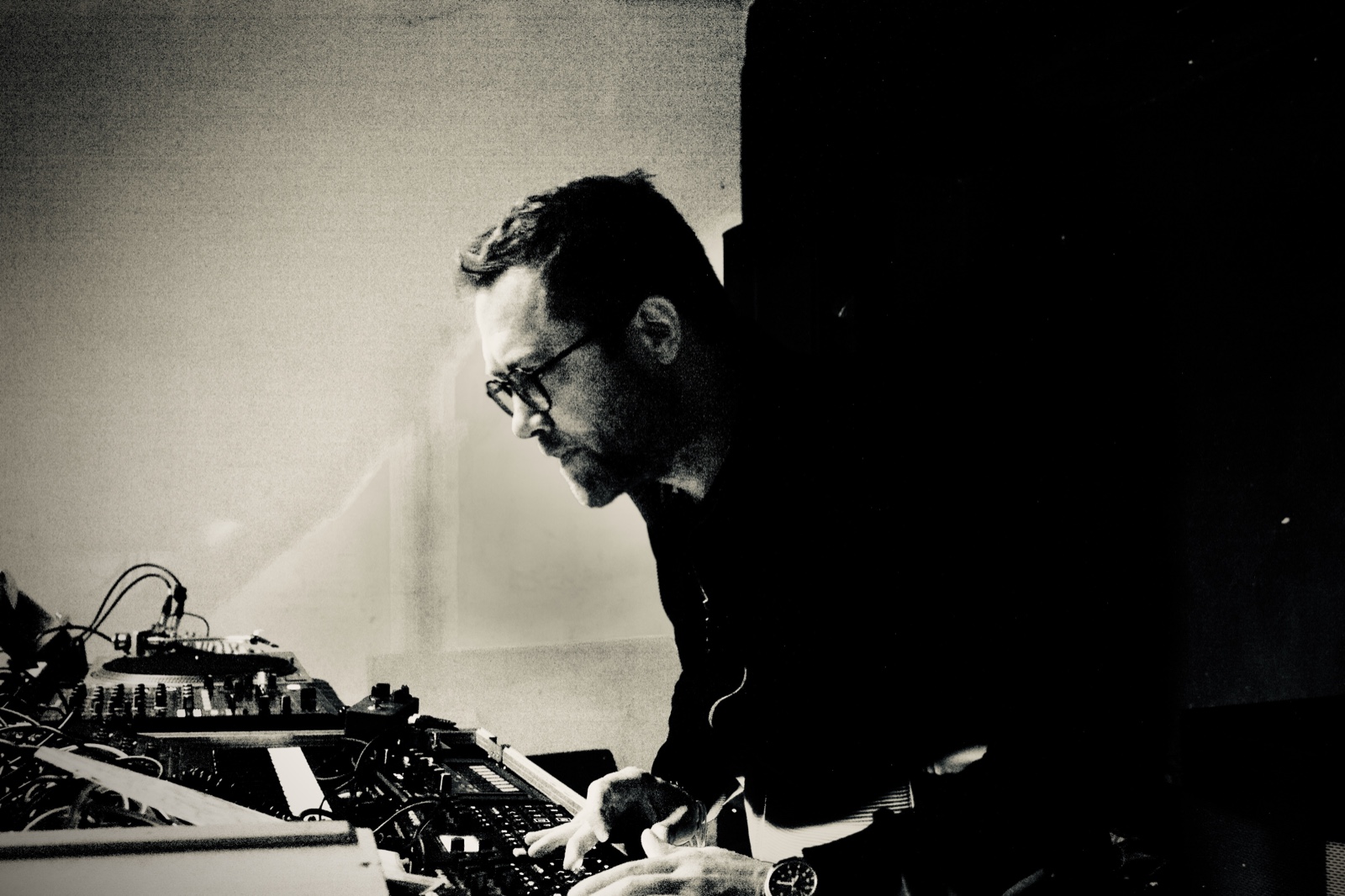 PREMIÈRE : vssp — Opened fields - Le Type